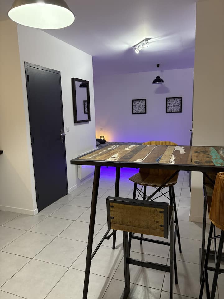30m² Moderne Au Centre Du Crès - Le Crès