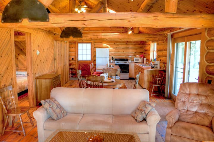 Lake Living At Its Best! - Saugatuck, MI