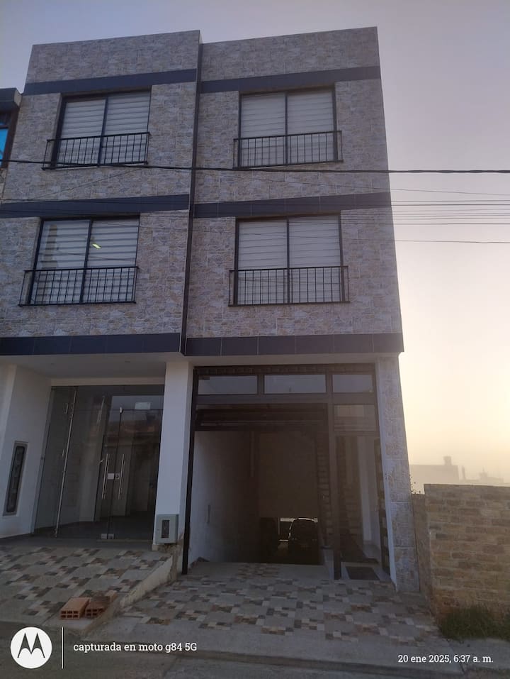 Aparta Hoteles El Rubí - Tunja