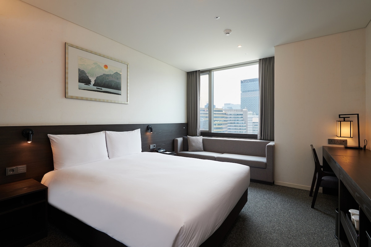 Nine Tree Hotel Insadong, 5 minutes from Anguk Station, Insadong ...