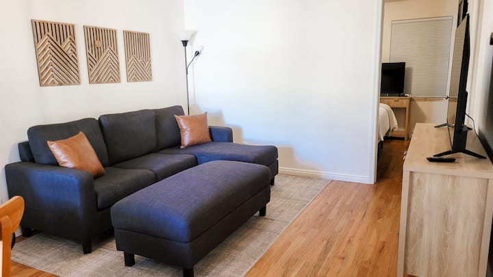 Cozy Place Minutes From Downtown Ogden - Ogden, UT