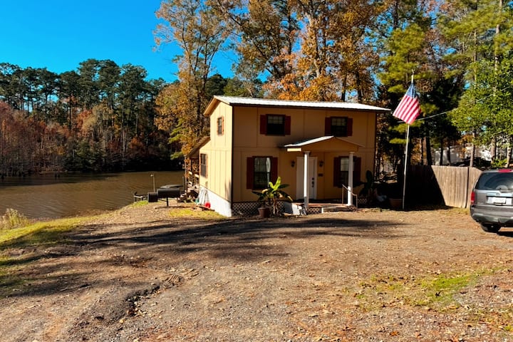 The Cotile Lake House - Cotile Lake, LA