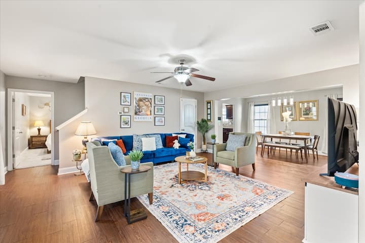 The Savannah Retreat-4br Getaway - Richmond Hill, GA