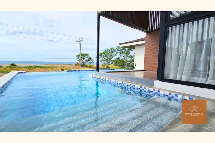 Sunlit Strand Beach Villa Morong - Morong
