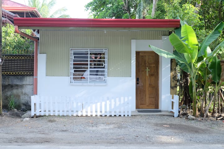 Jeip's Tiny Home - Butuan
