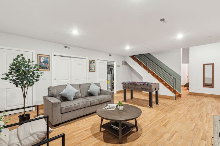 2br/2.5ba Bi-level Apt Chinatown Free Parking - 1 - Philadelphia