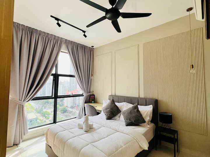 Cozy Corner @ Mont Kiara [1km Mitec] - Kuala Lumpur