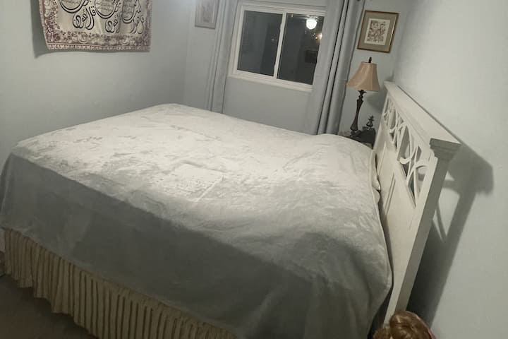 1bdrm @Heartniagara 4 Female Professional /Student - Saint Catharines