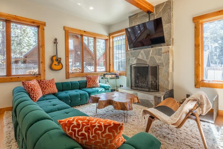 Charming Cottage Near The Lake! - North Lake Tahoe, CA