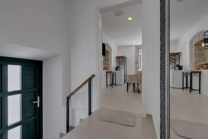 Luxury Rooms Palace B&b - Makarska