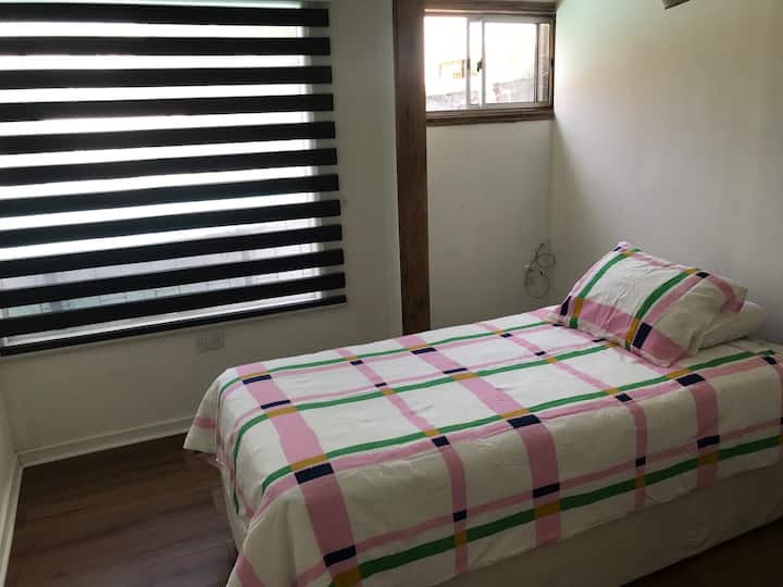 Habitación Individual En Casa. - Las Condes