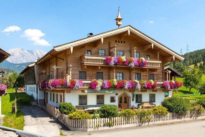 Oberlettlhof Ferienwohnung 1 - Saalfelden