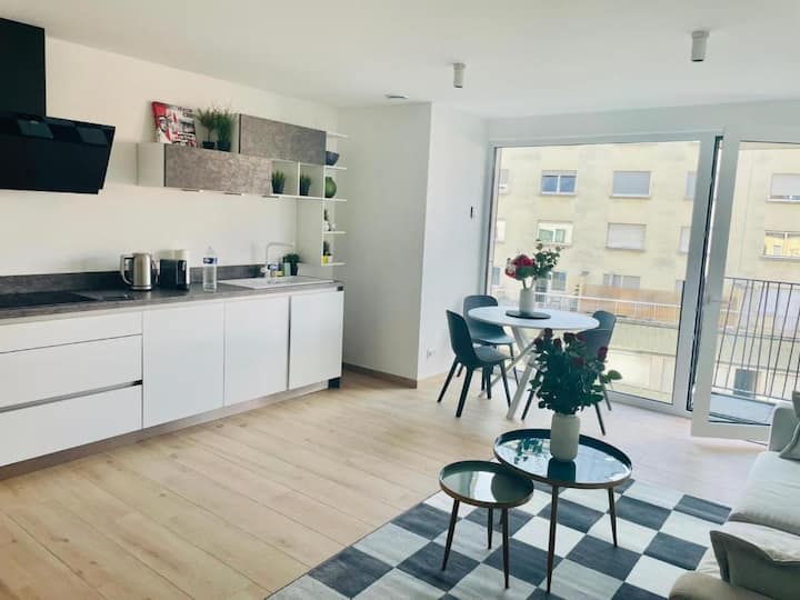 Cozy 1 Bedroom Flat With Private Terrace - Luxembourg City