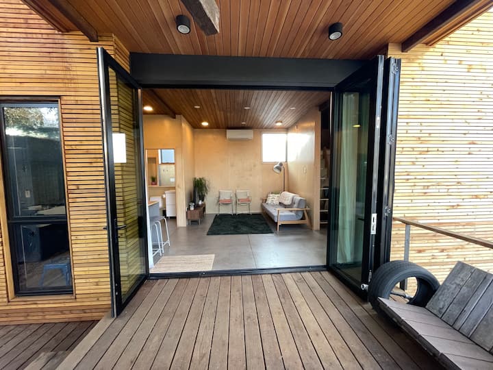 Modern Adu In Berkeley - Emeryville, CA