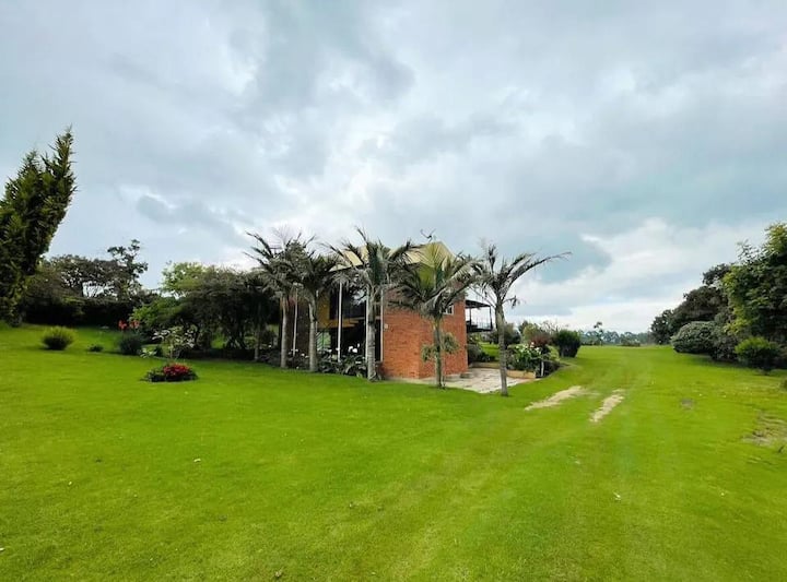 Moderna Y Tranquila Finca En Subachoque - El Rosal