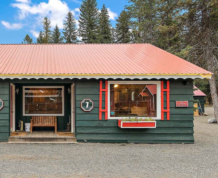 The Black Bear Cabin - McCall, ID