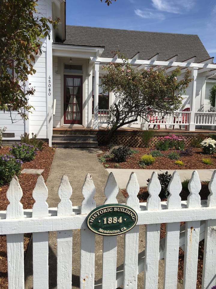Madeira House Mendocino Village - Mendocino, CA