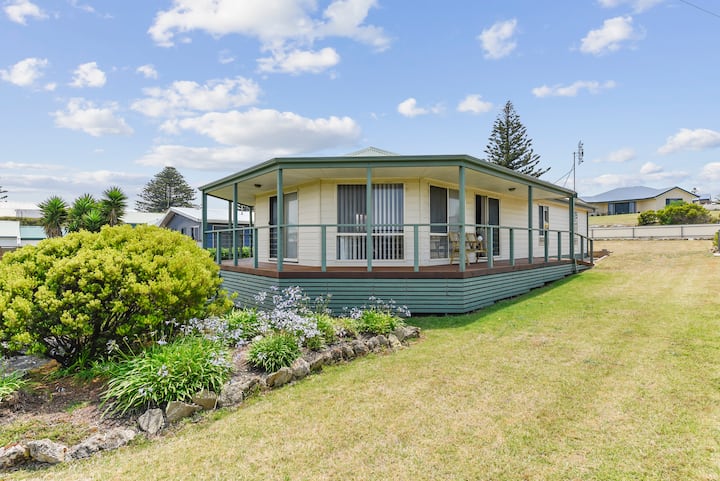 Sims Holiday Home - Beachport