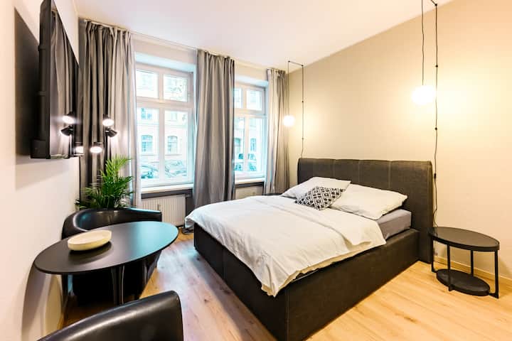 Ground-floor Prenzlauer Berg Studio By Mauerpark - Berlín