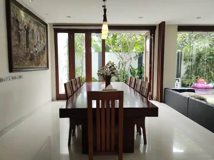 Luxury 5br Villa With Pool In Kuta - Sanur
