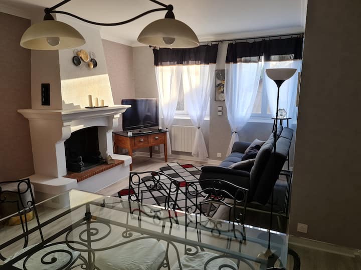 Appartement Pour 4/6 Personnes. - Thiers