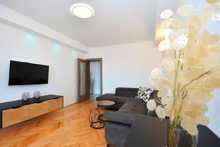 Apartman S Pogledom Na More Za 6 - Podstrana