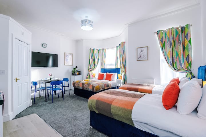 Jephsons Lodge Studio 8, Free Parking, Netflix - Royal Leamington Spa