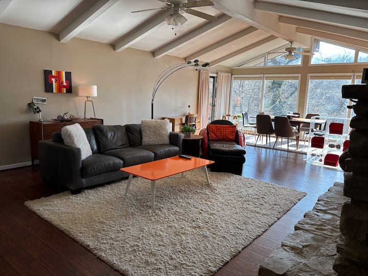 New Sunshine Chalet, Bella Vista Lake View - Bella Vista, AR