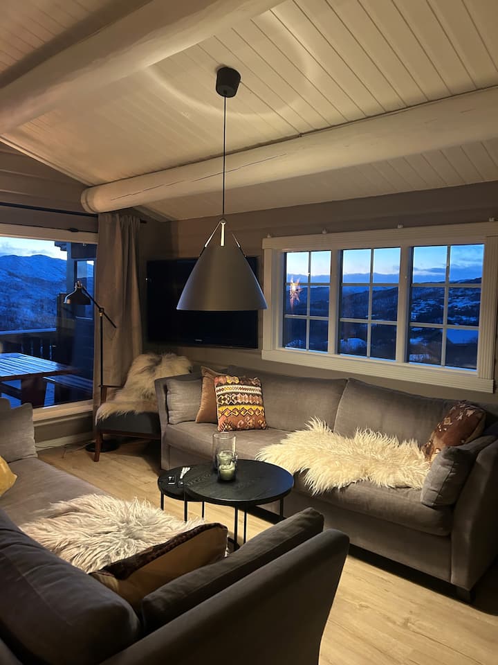 Koselig Hytte Med Vakkert Utsyn - Norway