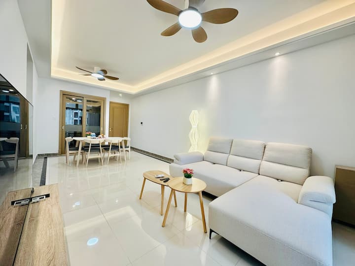 R&f Seaview Family Villa By Xinan - Bukit Batok