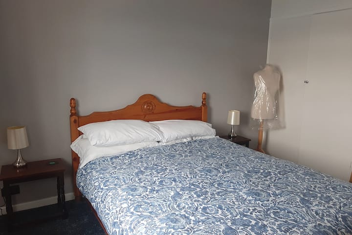 Welcoming And Homely Environment - Worcester