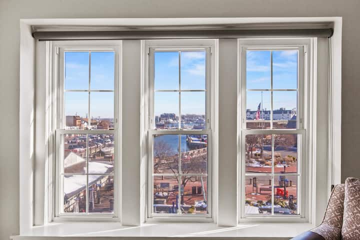 "Rookies Legacy"
3rd Floor Apartment - Annapolis, MD