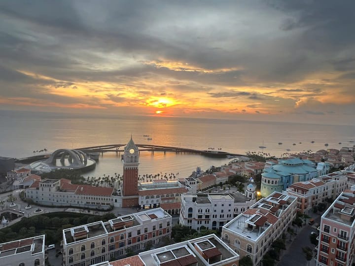 [Sea And Firework View - 1 Bedroom] Sunset Town - Phú Quốc