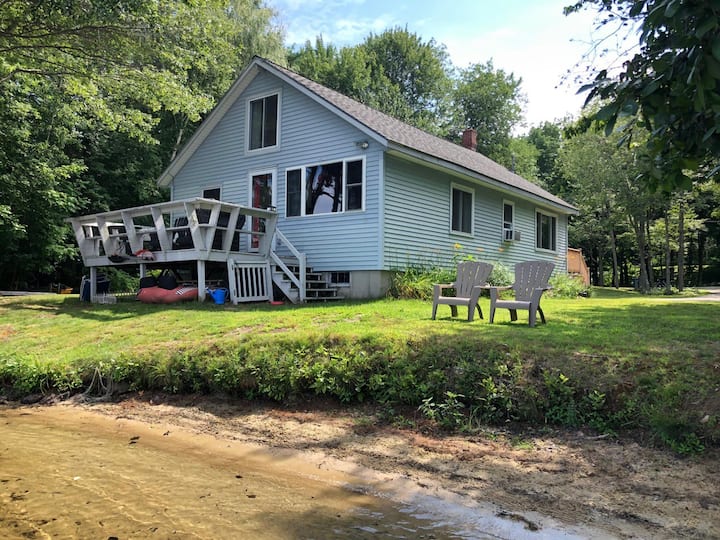 Water's Edge- A Family-friendly Beachfront Stay - Range Pond State Park, Poland Spring