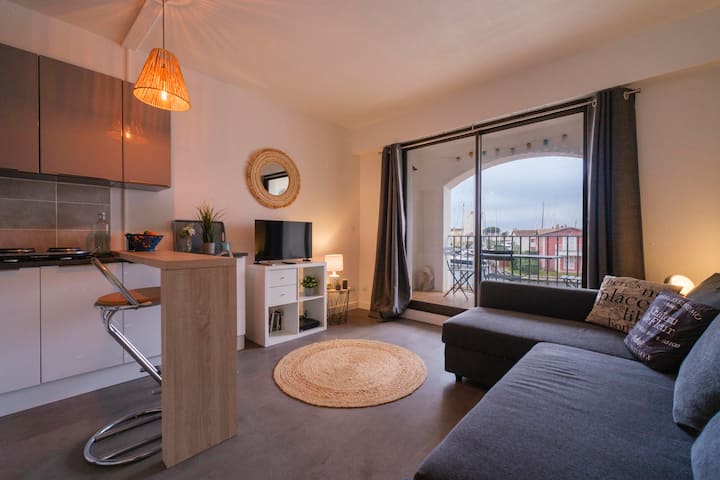 Studio Avec Terrasse Sur Canaux - Grimaud