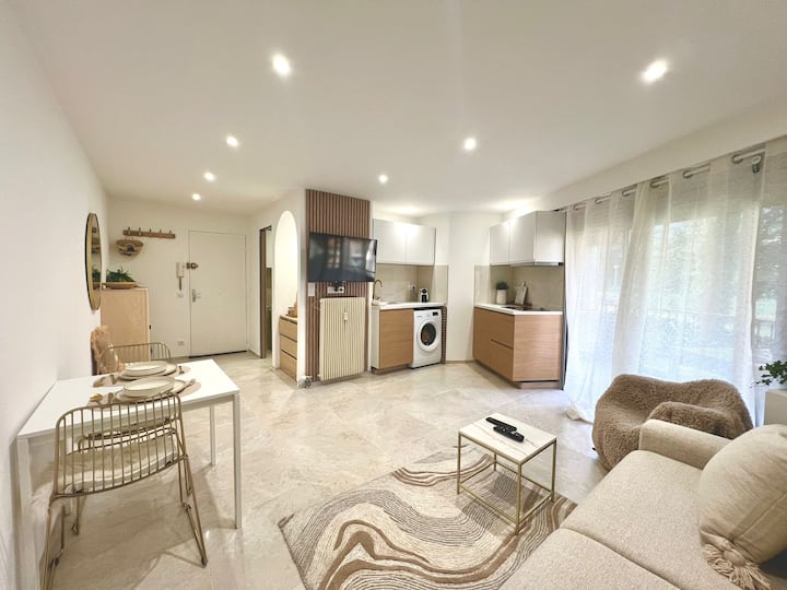 Studio Paisible Et Chaleureux - Théoule-sur-Mer