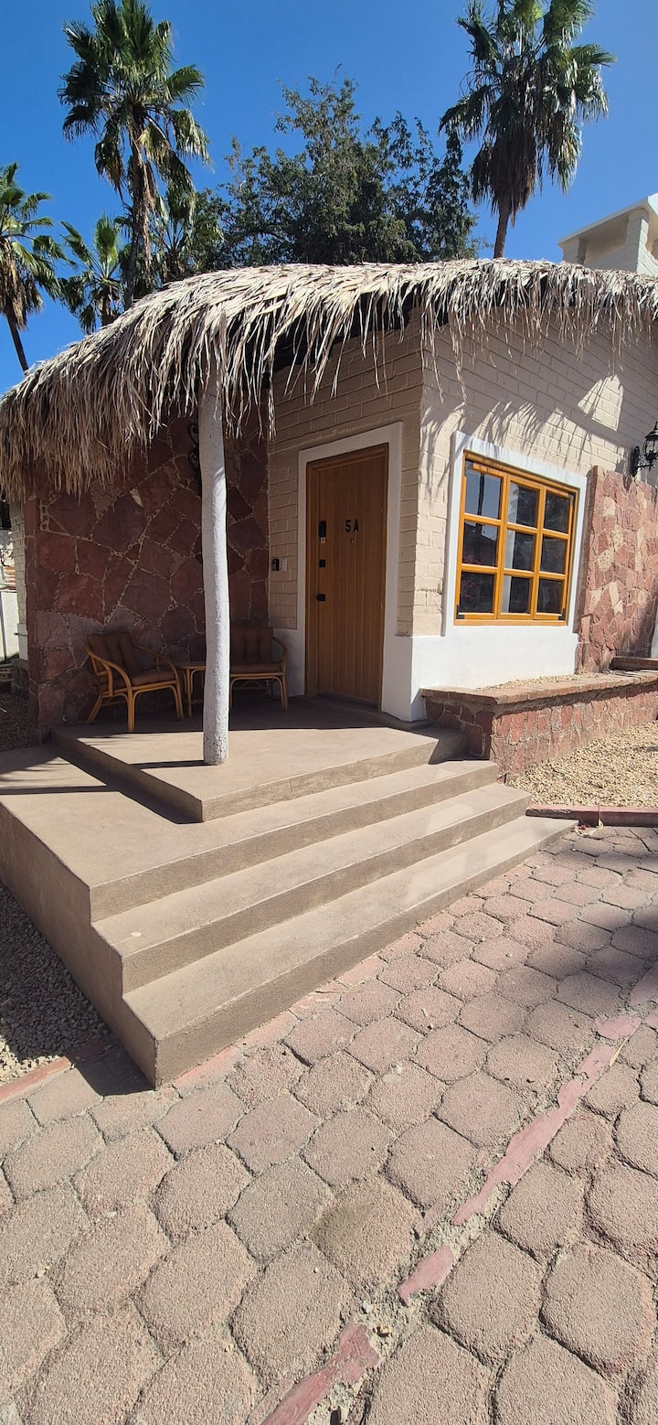 Cabaña Rústica Frente Al Malecón De La Paz – Ss 5 - La Paz