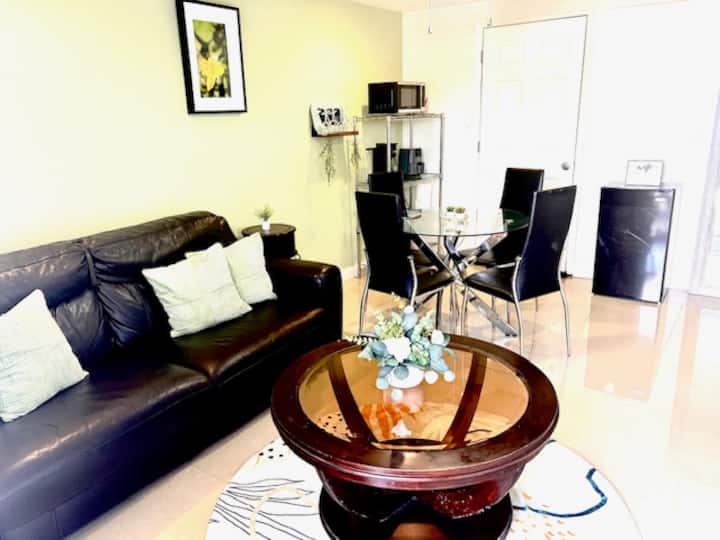 Riverland Hideaway
15min To Downtown And Beach - Plantation, FL