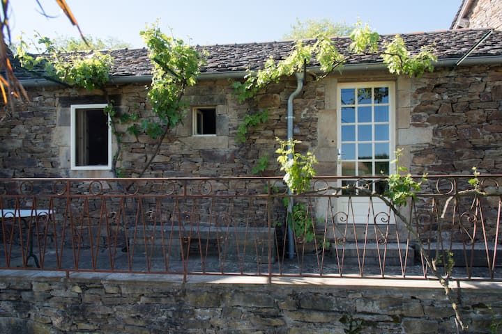 Appartement Dans Hameau Médiéval Romantique - Saint-Sernin-sur-Rance
