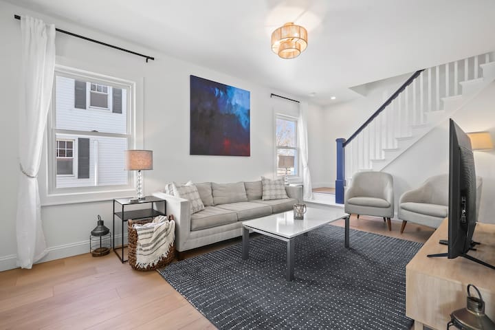 Beach House 2 Blocks To Beach, Pets, Parking 4 Car - Shrewsbury, NJ