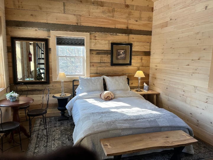Kilimanjaro Cabin @ Basecamp Lodge&sugaring Season - Vermont