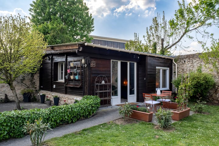 Studio Indépendant Avec Terrasse - Senlis