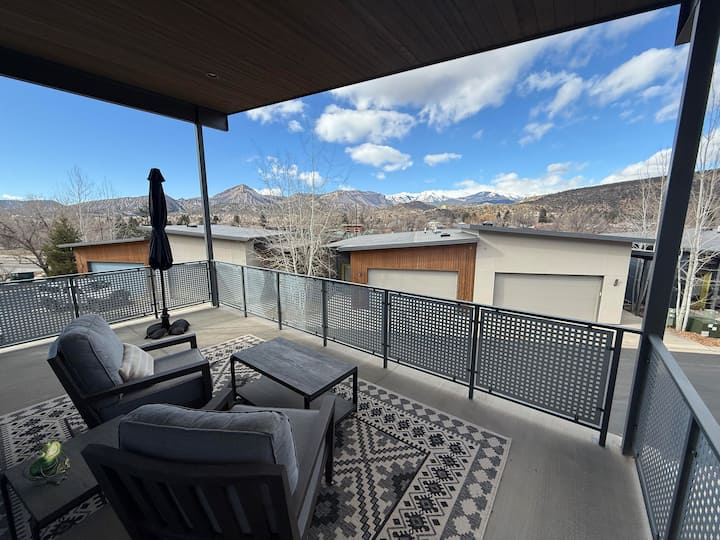 Silverview Smart Home With A View - Durango, CO
