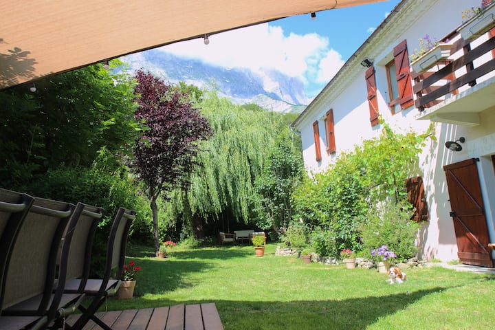 300m2, Cheminée - Billard Ping-pong - Prox Ski - La Joue du Loup