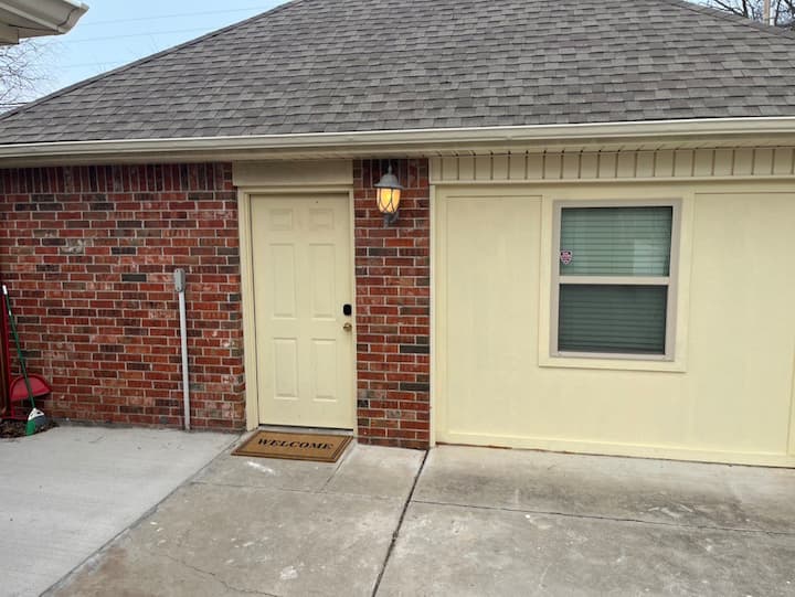 Lil' House Bungalow - Norman, OK