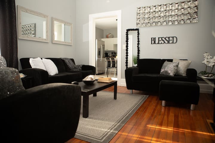Modern 2br Near Su & Downtown - Liverpool, NY