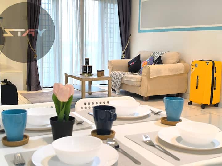 Platino Warm And Stylish 10pax Netflix By Stay - Skudai