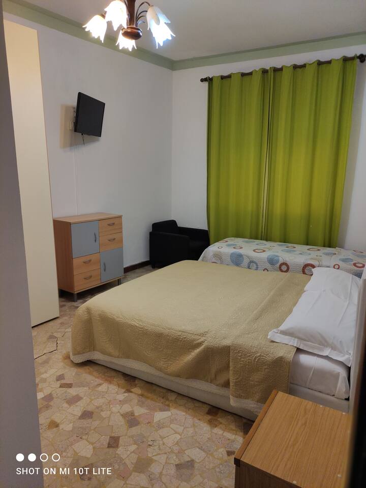 Quadruple Room, Private Bathroom - Mestre