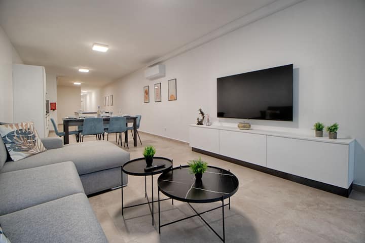 New 3br Family Apt With Terrace - Malta