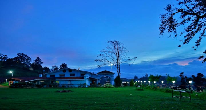 British Cliff Club Resort In Ooty - ウダガマンダラム